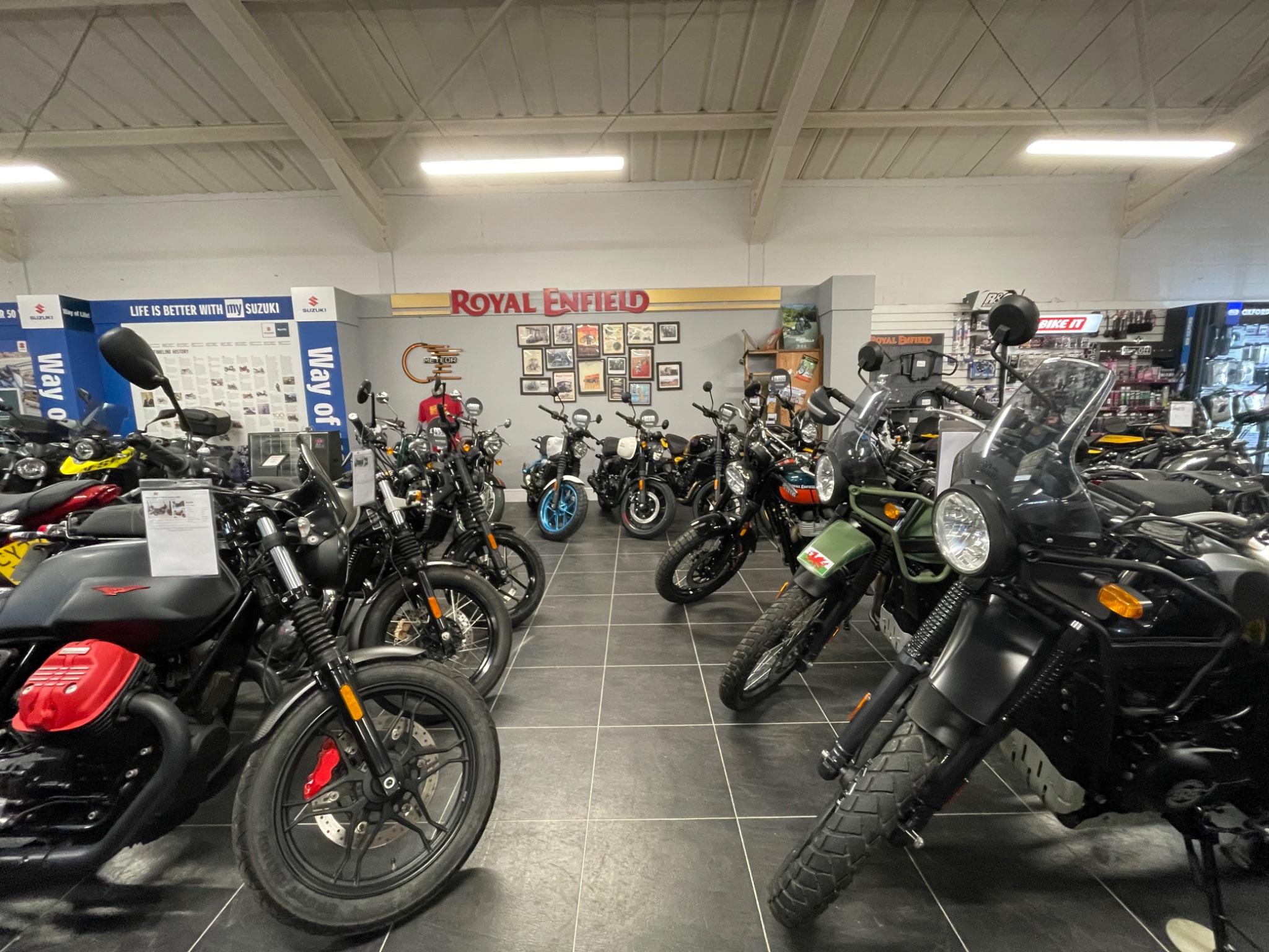 New Moto Guzzi V7 - A&D Motorcycles