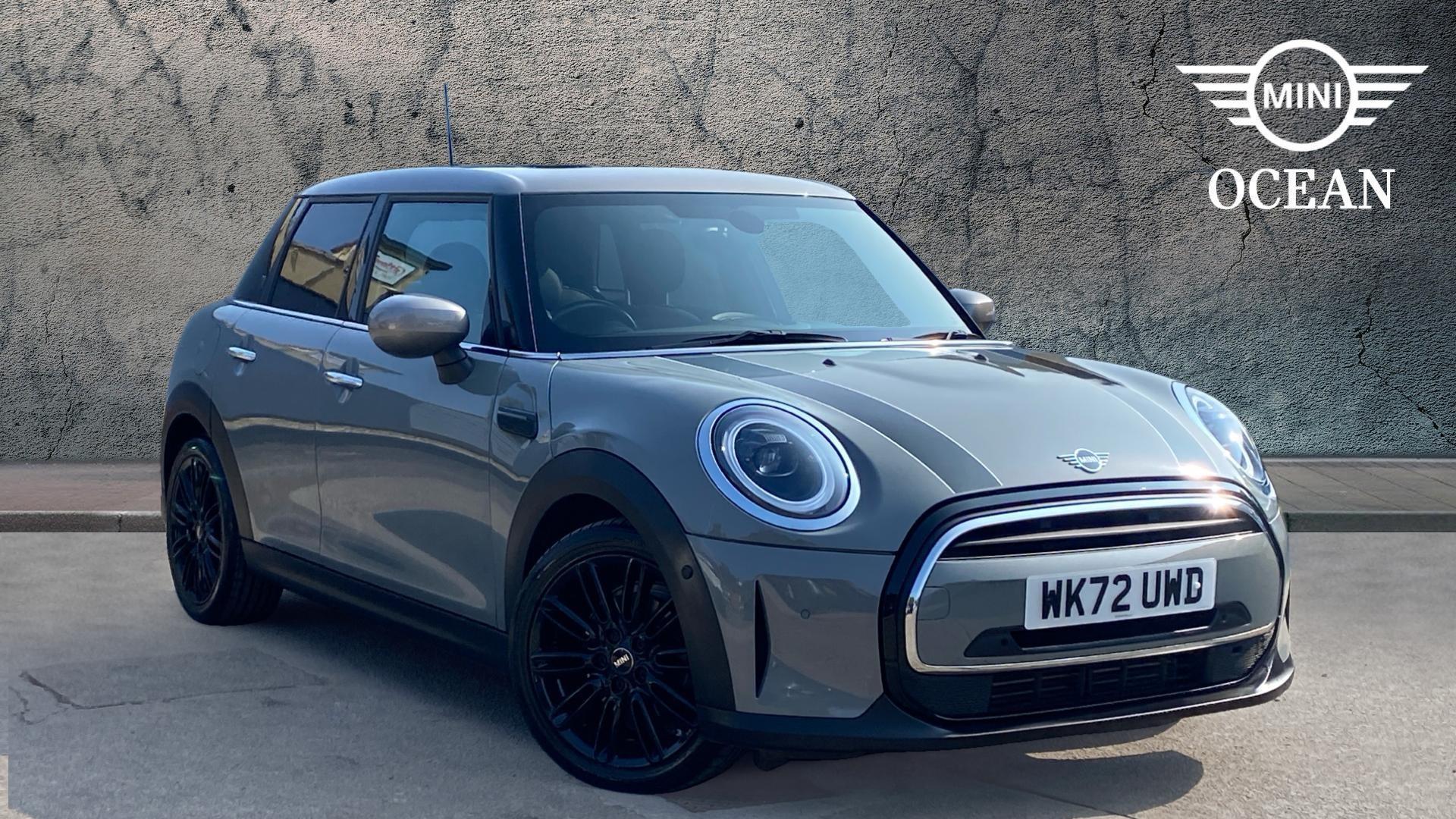 2022 MINI 5-Door Hatch Cooper Exclusive | Ocean Group