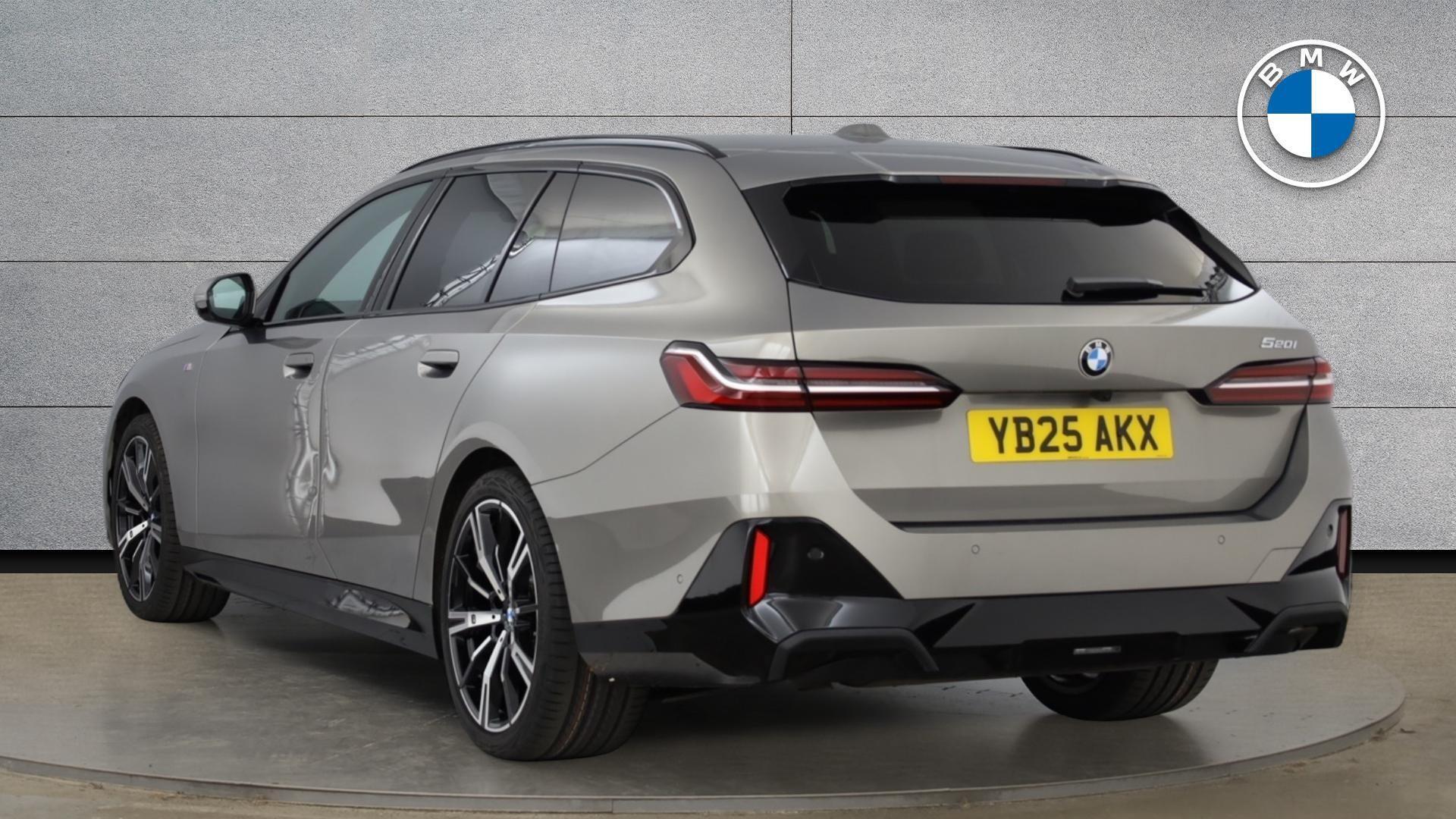 2025 BMW 520i M Sport Touring | Ocean Group