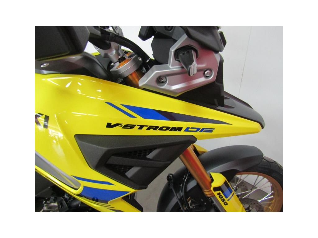 New Suzuki DL1050DE V-STROM - DEMONSTRATOR YELLOW & SILVER - Padgett's ...