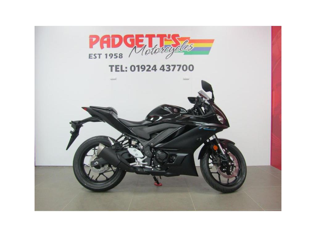 New Yamaha YZF-R3 BLACK - Padgett's Motorcycles