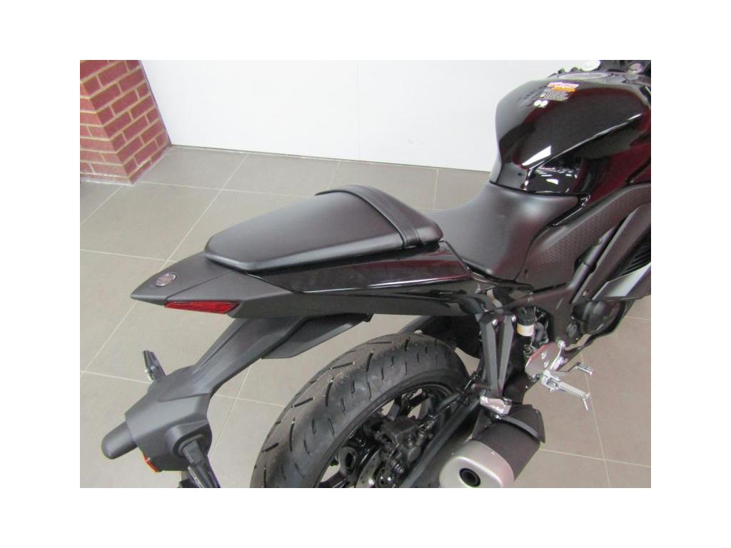 New Yamaha YZF-R3 BLACK - Padgett's Motorcycles