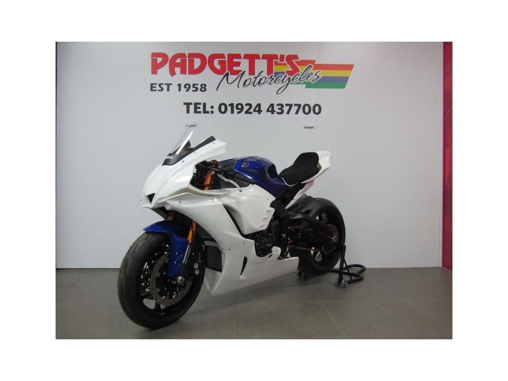 New Yamaha YZF-R1 - GYTR BLUE - Padgett's Motorcycles