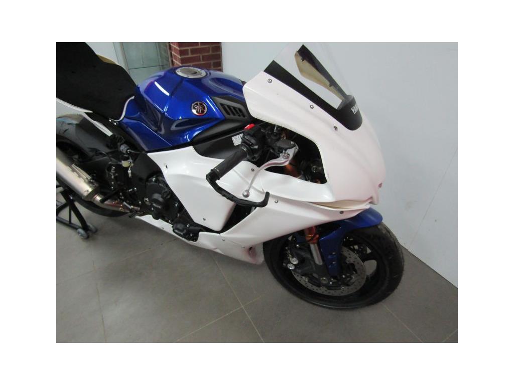 New Yamaha YZF-R1 - GYTR BLUE - Padgett's Motorcycles