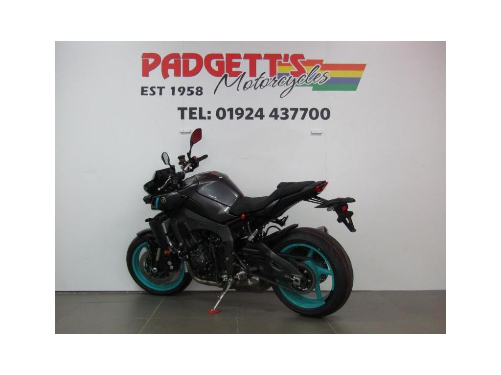 New Yamaha MT-10 Midnight Cyan - Padgett's Motorcycles